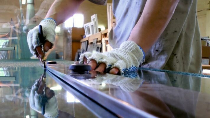 No.1 Custom Glass Cutting - Glass Mirror