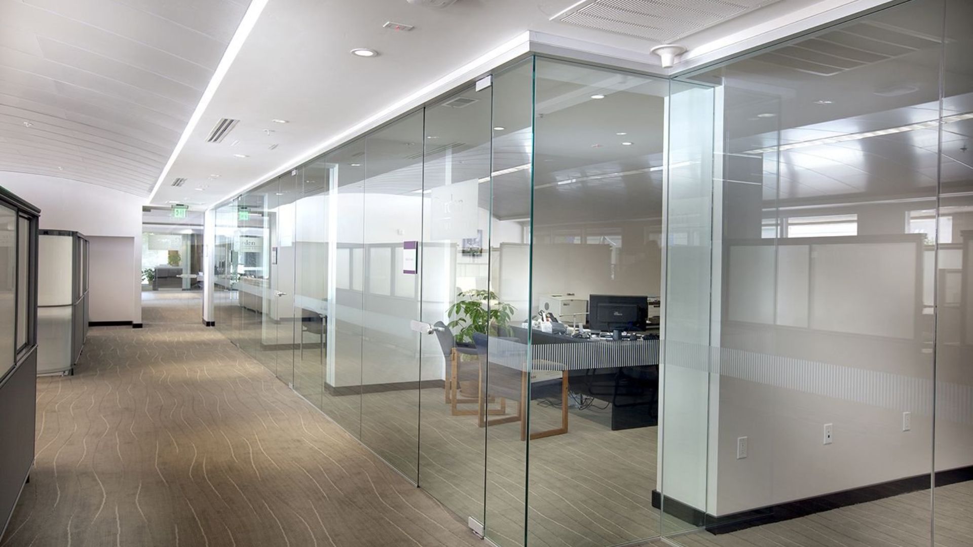 Where to Find the Best Aluminium and Glass Showrooms in Dubai