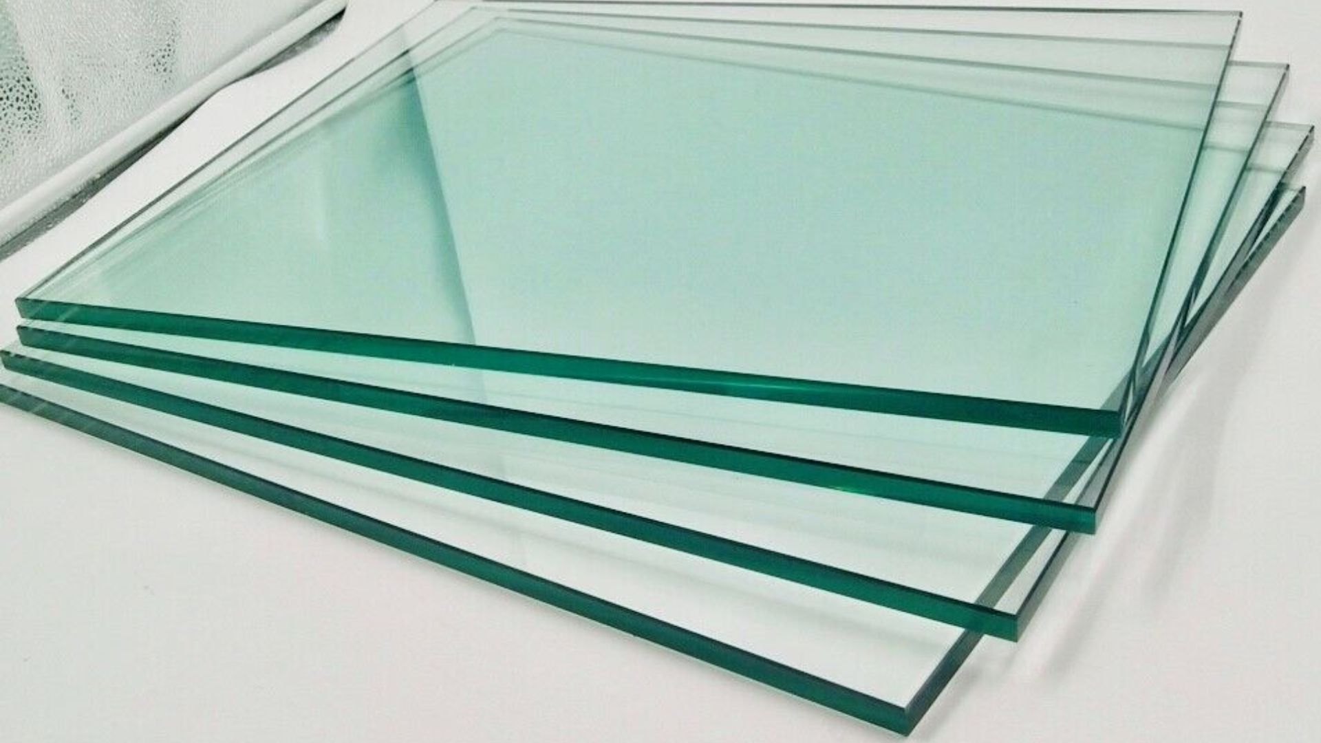 What Are the Key Factors to Consider When Choosing Glass Companies?